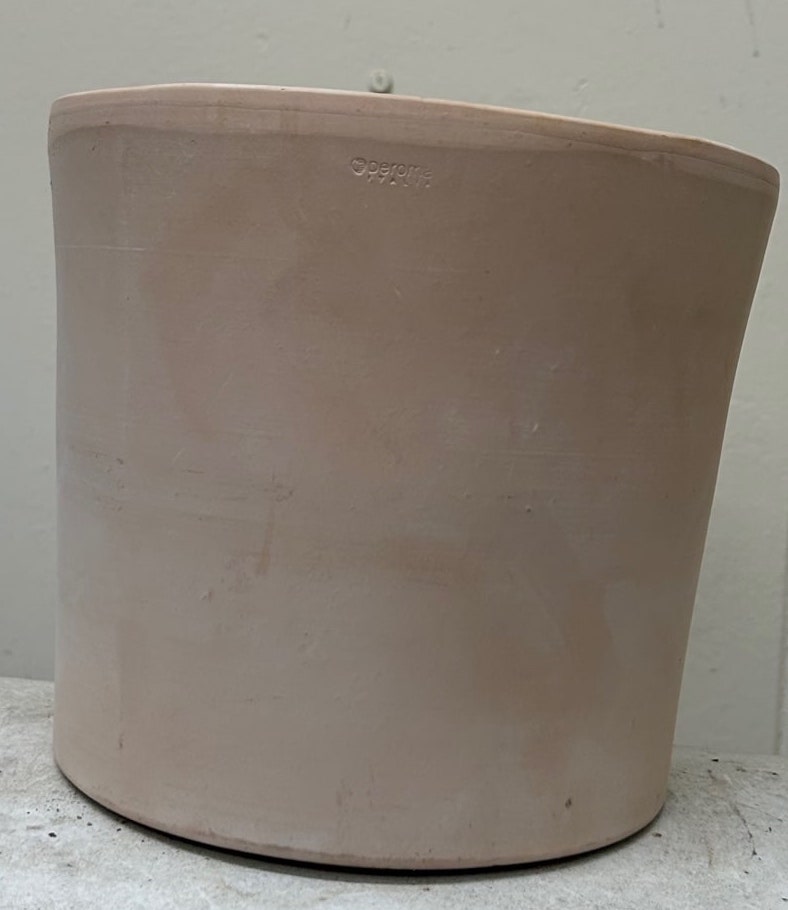 Light Terracotta Tapered Cylinder Indoor/Outdoor Planters – Plant Material