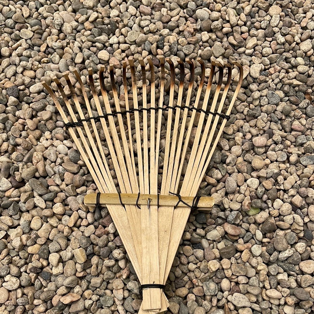 Bamboo Rake Small – Plant Material