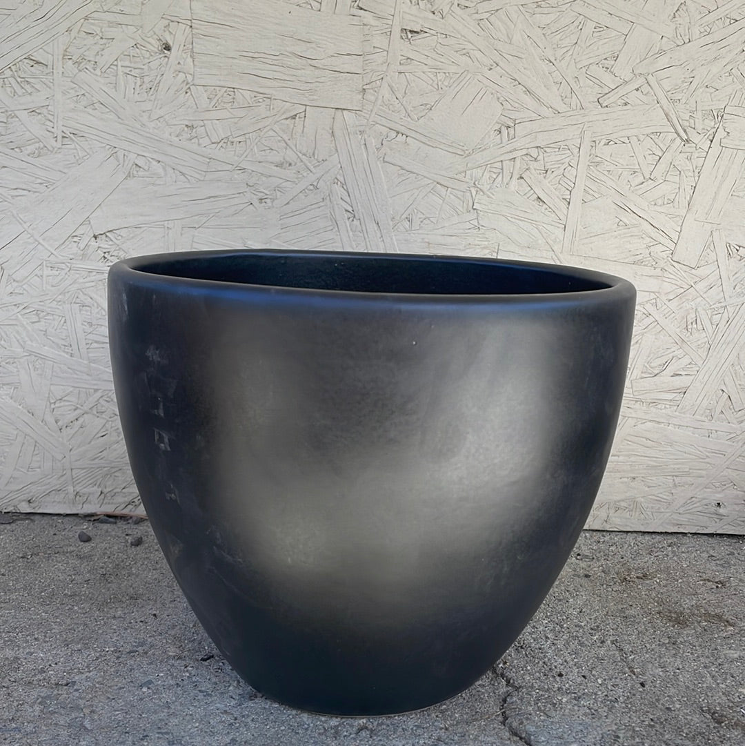 12" Smooth Liberty Bell Pot Matte Black – Plant Material